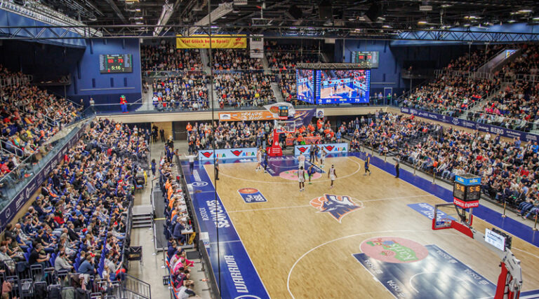 Heimspiel-Highlight gegen den FC Bayern München - ROSTOCK SEAWOLVES ...